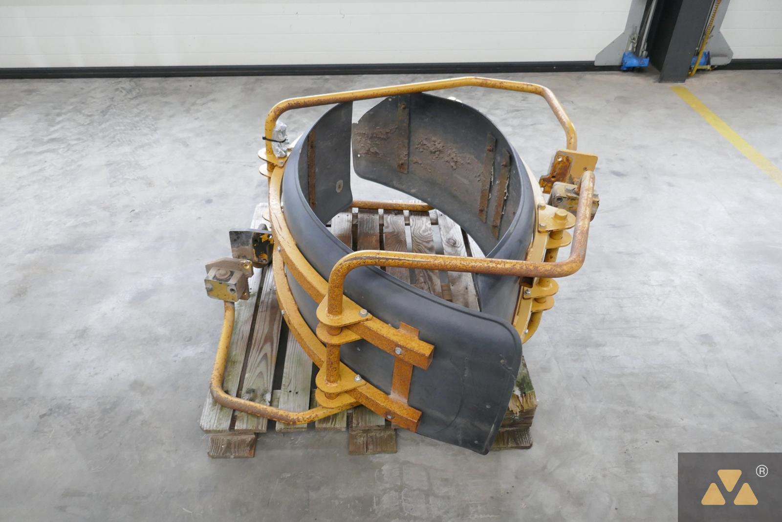 Delta Machinery | Caterpillar 140M Front fender set