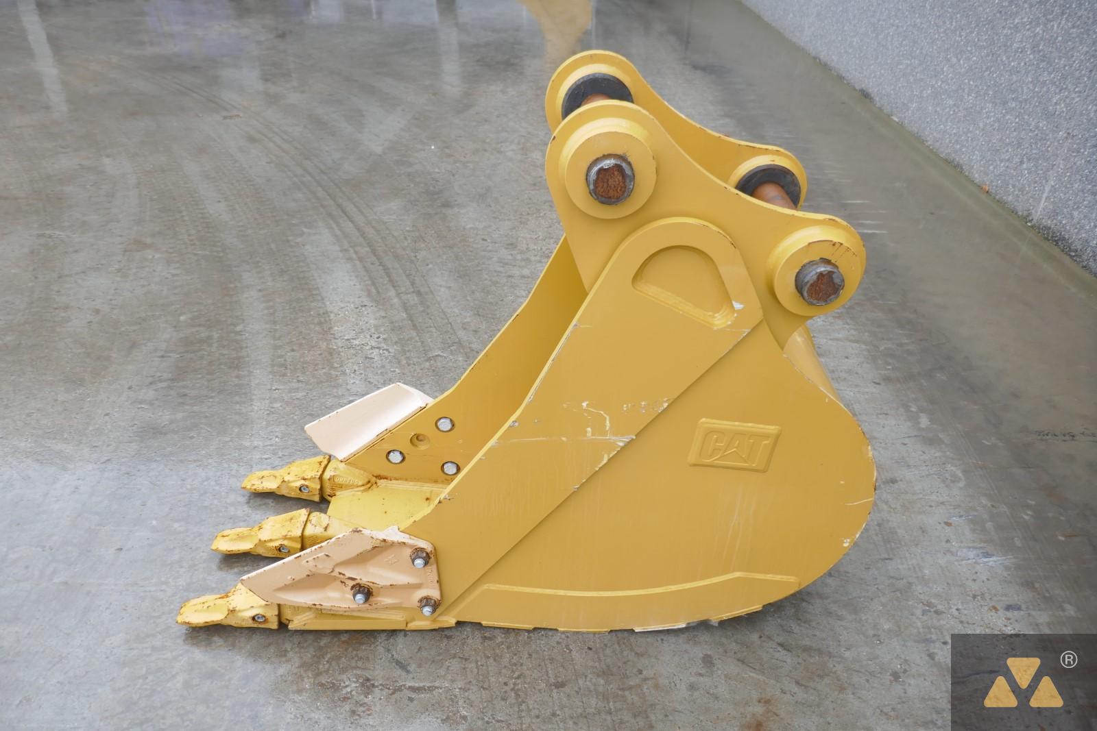 Delta Machinery | Caterpillar 320 Bucket - New Original Caterpillar!