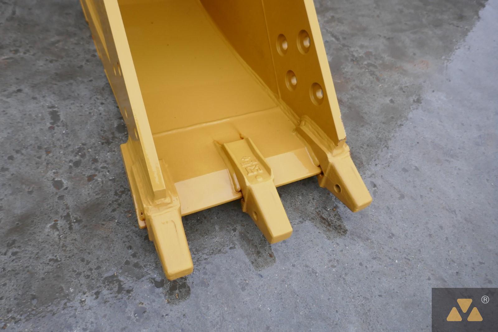 Delta Machinery | Caterpillar 313 Bucket - New Original Caterpillar!