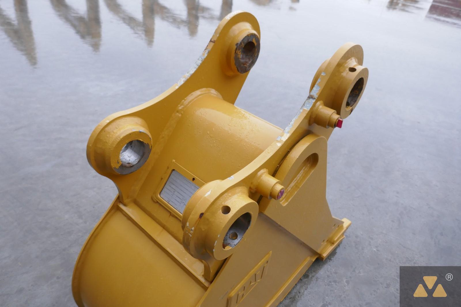 Delta Machinery | Caterpillar 313 Bucket - New Original Caterpillar!