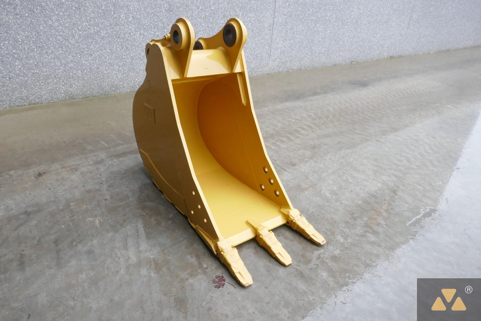 Delta Machinery | Caterpillar 320 Bucket - New Original Caterpillar!