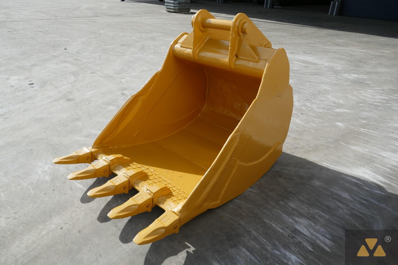 Delta Machinery | Caterpillar 330 Bucket - Heavy Duty Rock Bucket