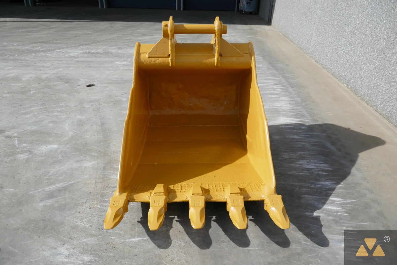 Delta Machinery | Caterpillar 330 Bucket - Heavy Duty Rock Bucket